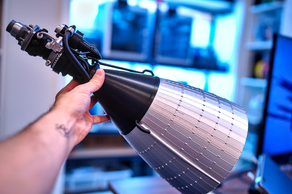 1:10 Scale SpaceX Raptor 3 Vacuum Rocket Engine – Warp Speed 3D Printing